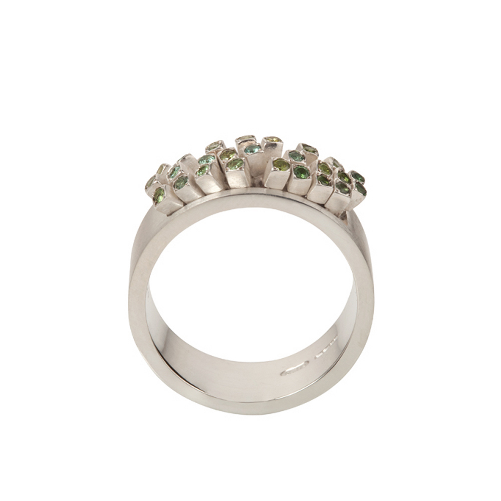 Ombre Ruffle Ring | Sarah Pulvertaft